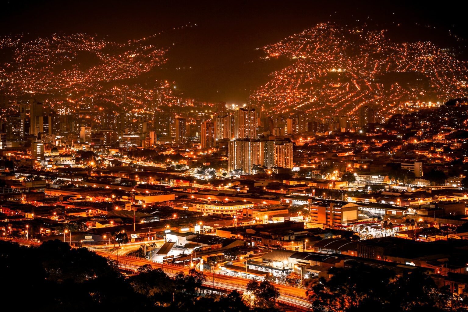 Medellin Nightlife & the Best Places to Party in Medellin, Colombia